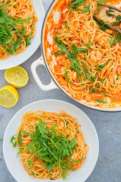 Easy Prawn and Rocket Spaghetti - Easy Peasy Foodie