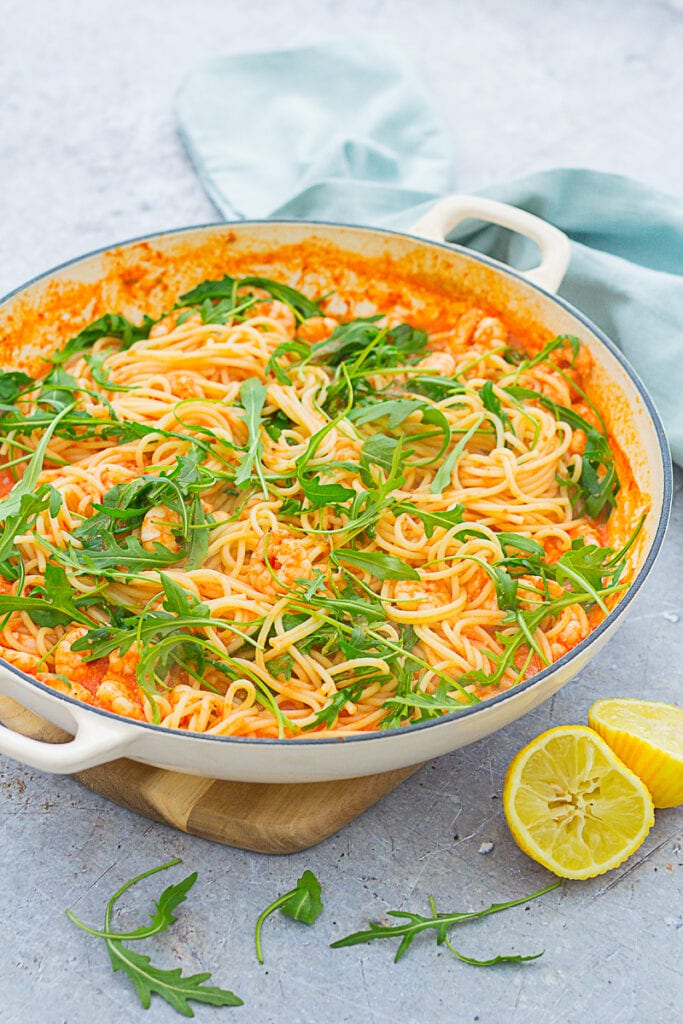 Easy Prawn and Rocket Spaghetti - Easy Peasy Foodie