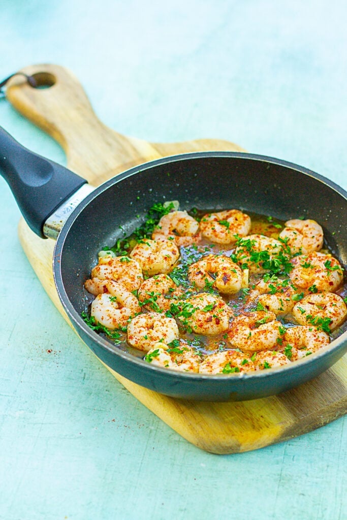 Spanish Garlic Prawns (Gambas al Ajillo) - Easy Peasy Foodie