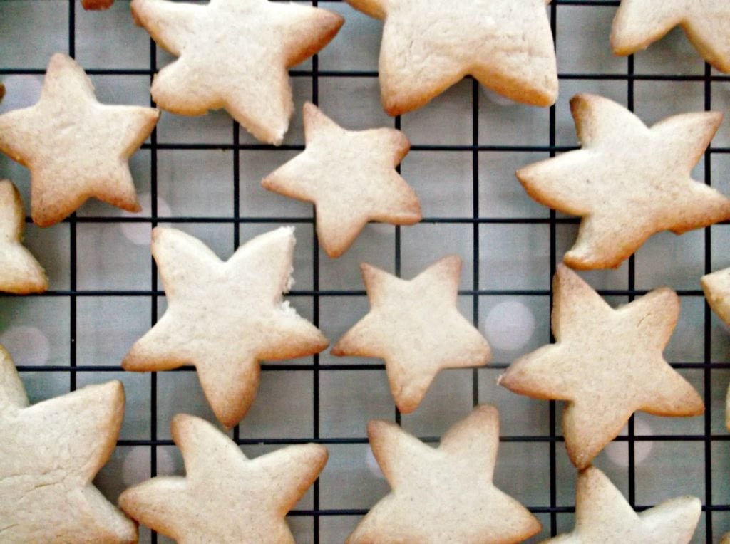 Easy Peasy Christmas Star Biscuits - Easy Peasy Foodie