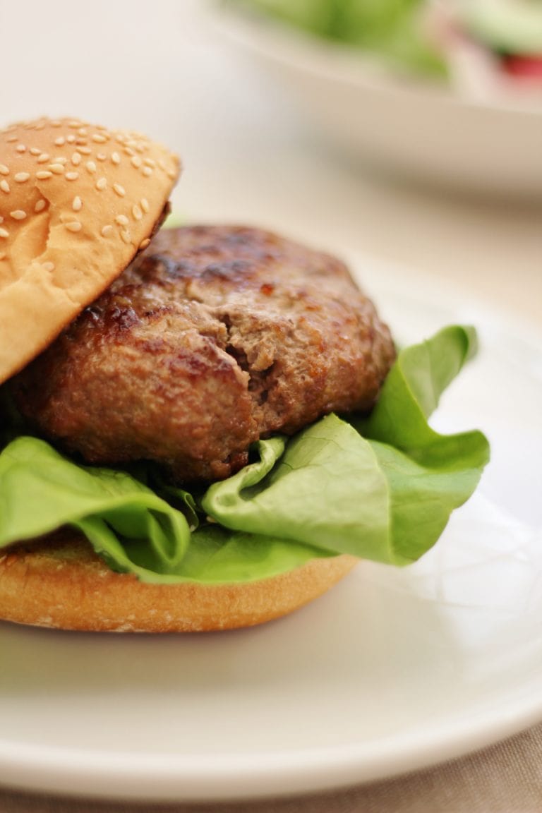 Easy Peasy Homemade Beef Burgers - Easy Peasy Foodie