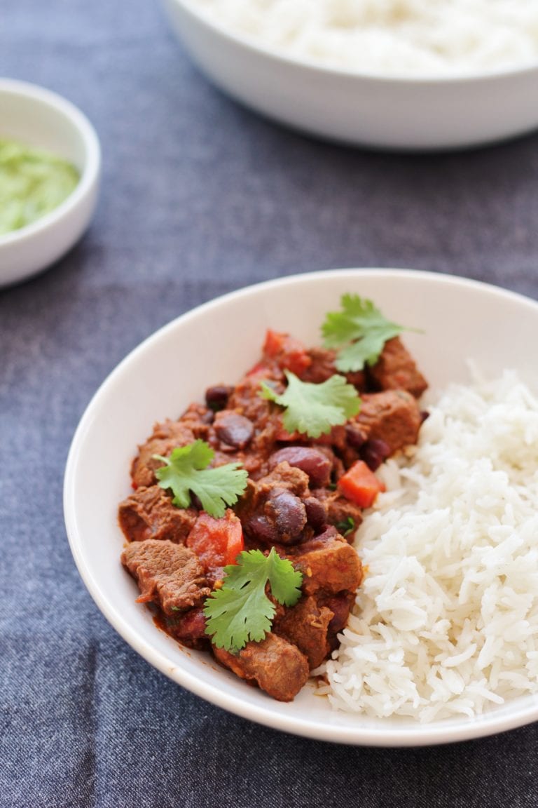 Slow Cooked Chunky Beef Chilli - Easy Peasy Foodie