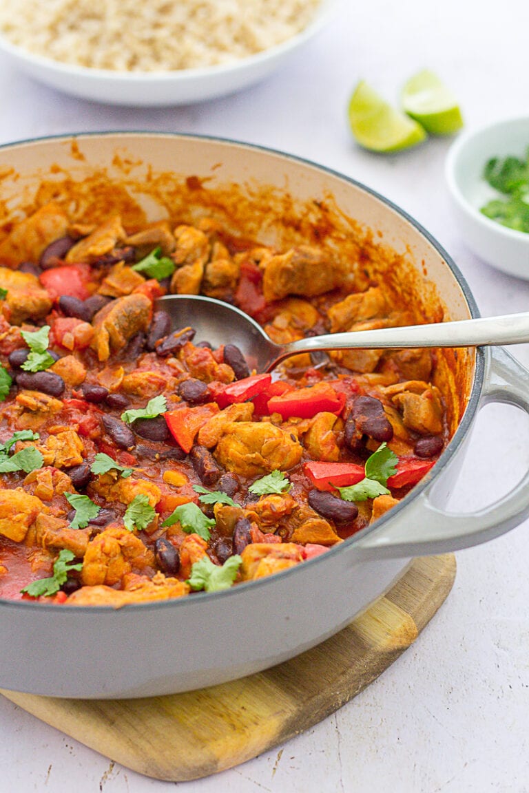 Chicken Chilli Con Carne - Easy Peasy Foodie