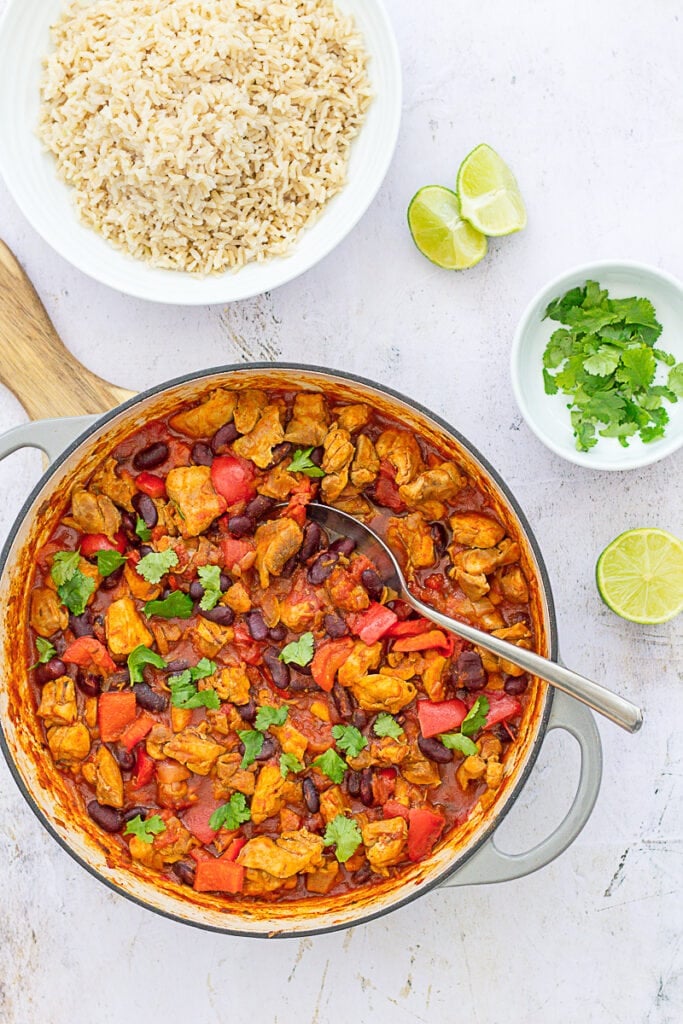 Chicken Chilli Con Carne - Easy Peasy Foodie