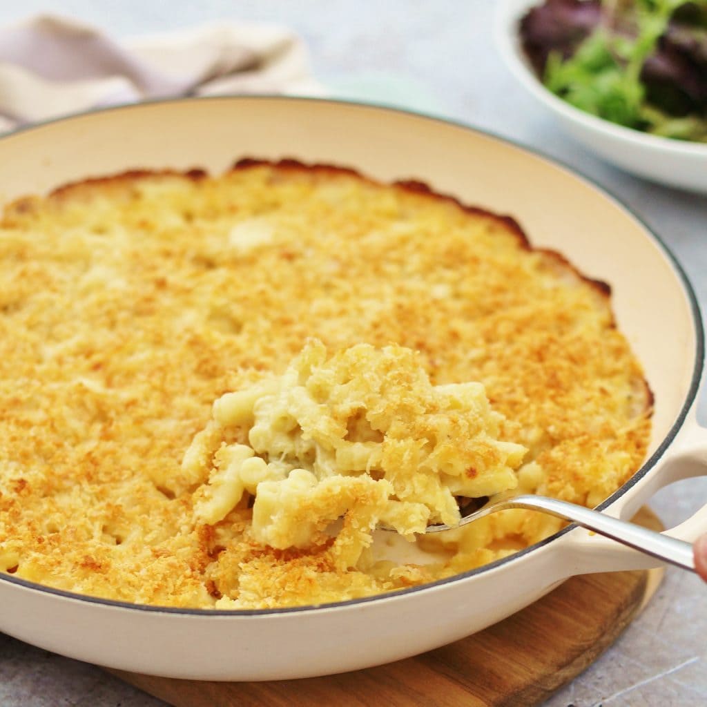 Super Simple Macaroni Cheese - Easy Peasy Foodie