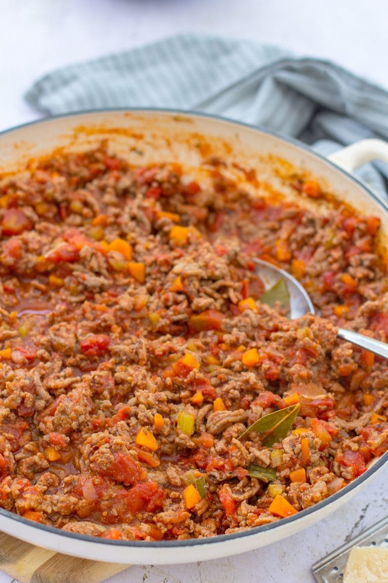 Easy Lamb Bolognese - Easy Peasy Foodie