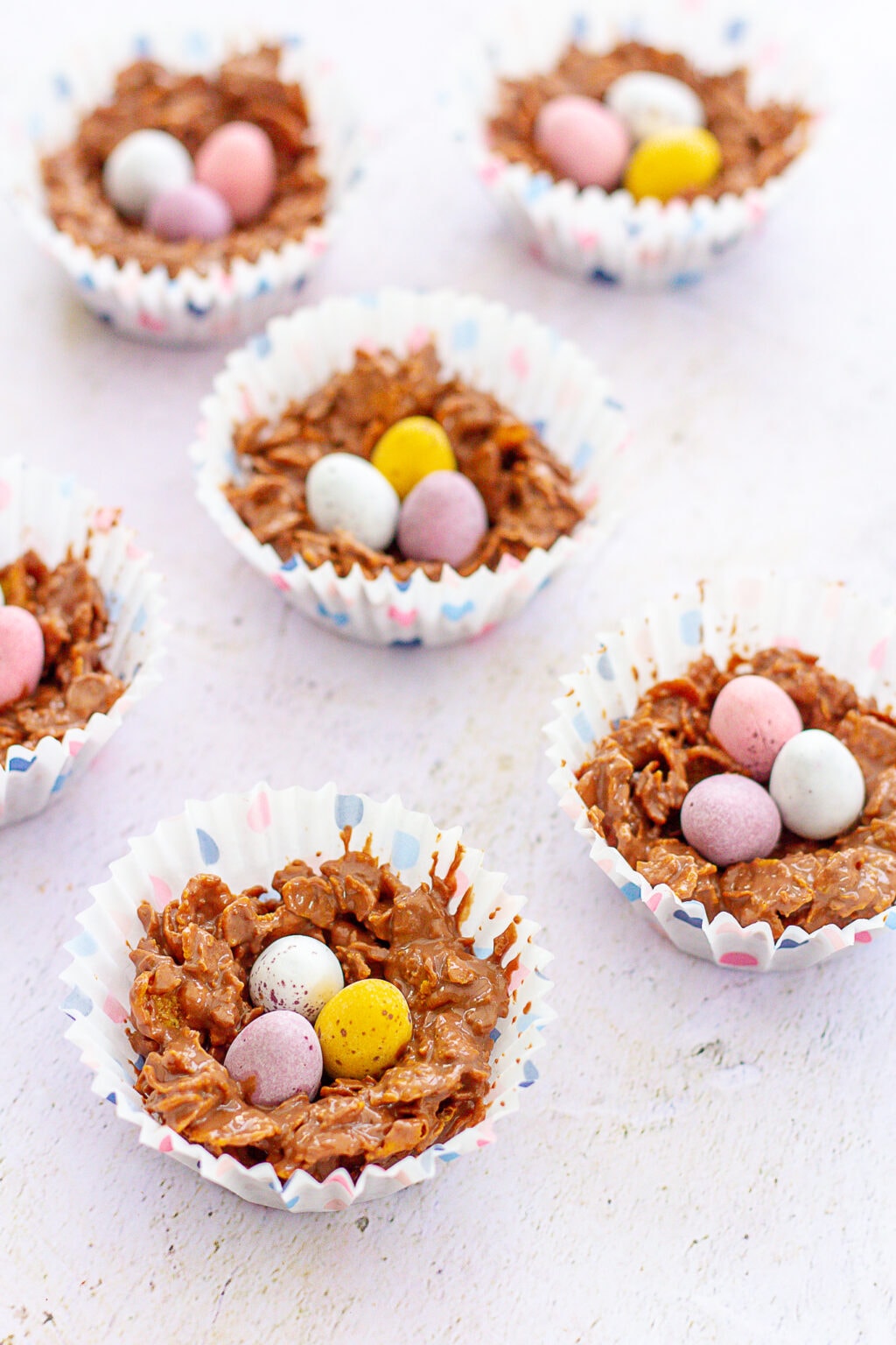 Easter Chocolate Cornflake Cakes (only 3 ingredients!) - Easy Peasy Foodie