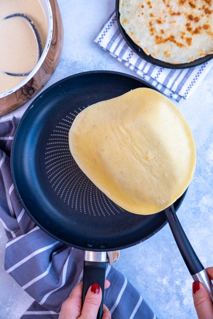 Traditional English Pancakes - Easy Peasy Foodie