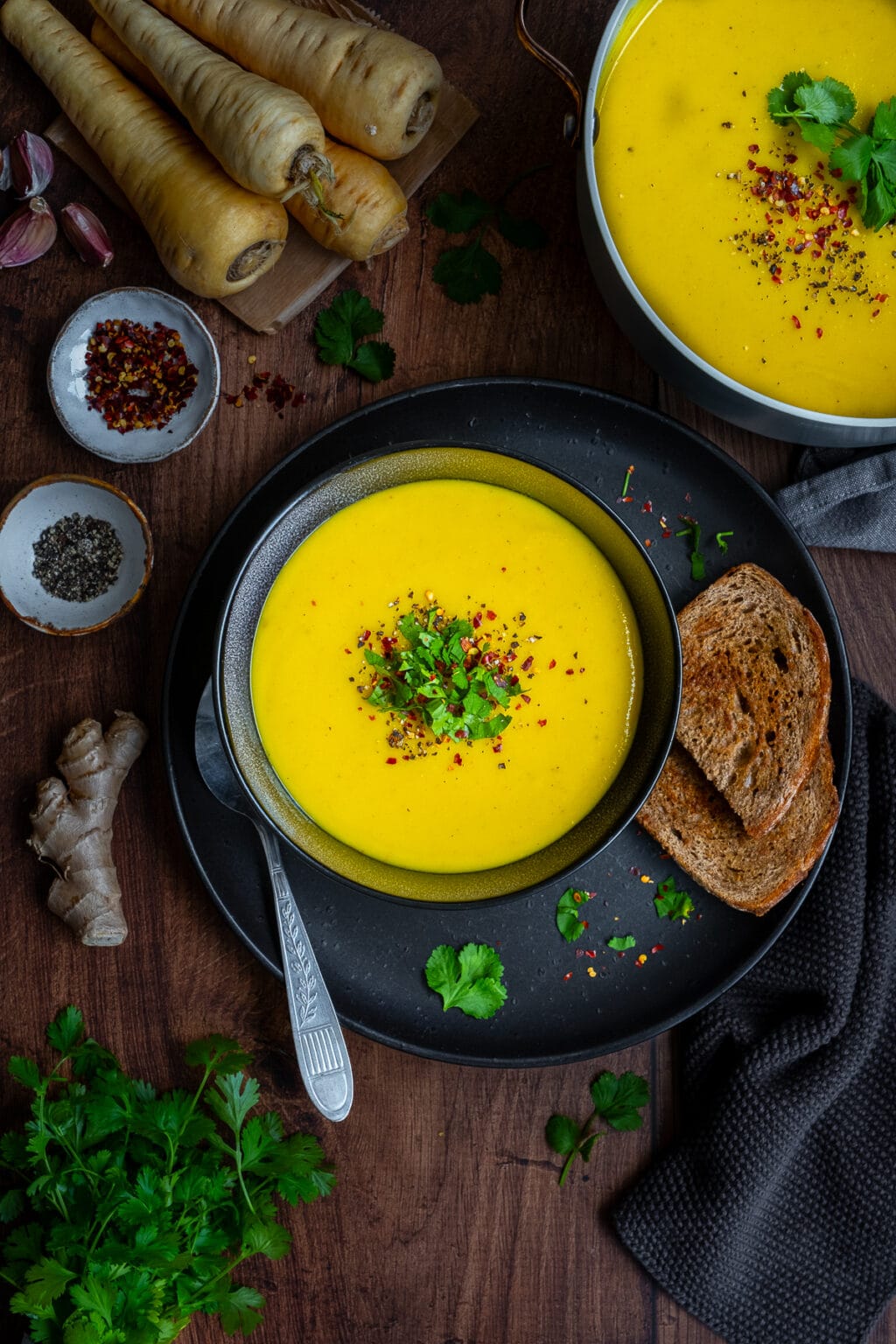 Spicy Parsnip Soup (Vegan) - Easy Peasy Foodie
