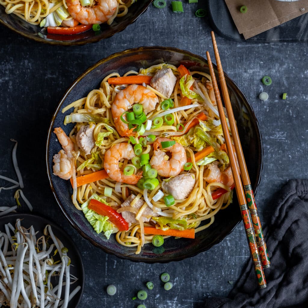Special Chow Mein (Chinese Takeaway Copycat) - Easy Peasy Foodie