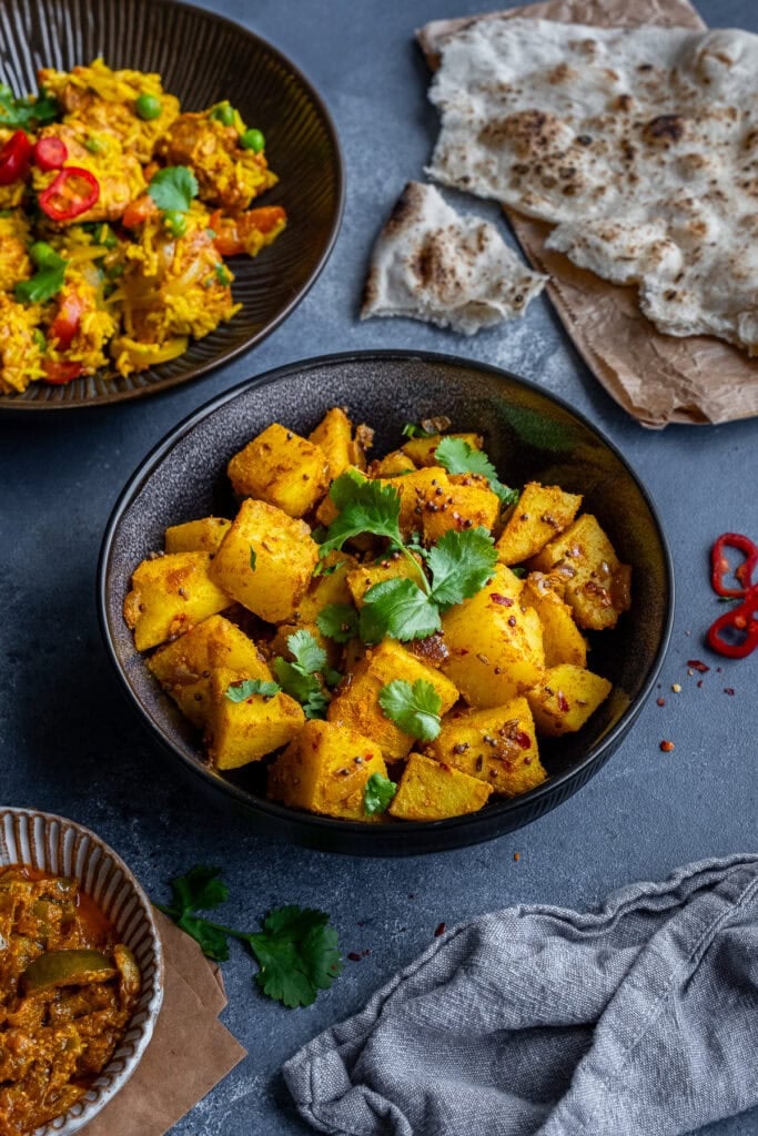 Easy Bombay Potatoes (Bombay Aloo) - Easy Peasy Foodie