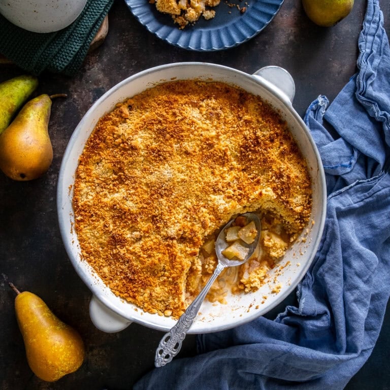 Easy Pear Crumble - Easy Peasy Foodie
